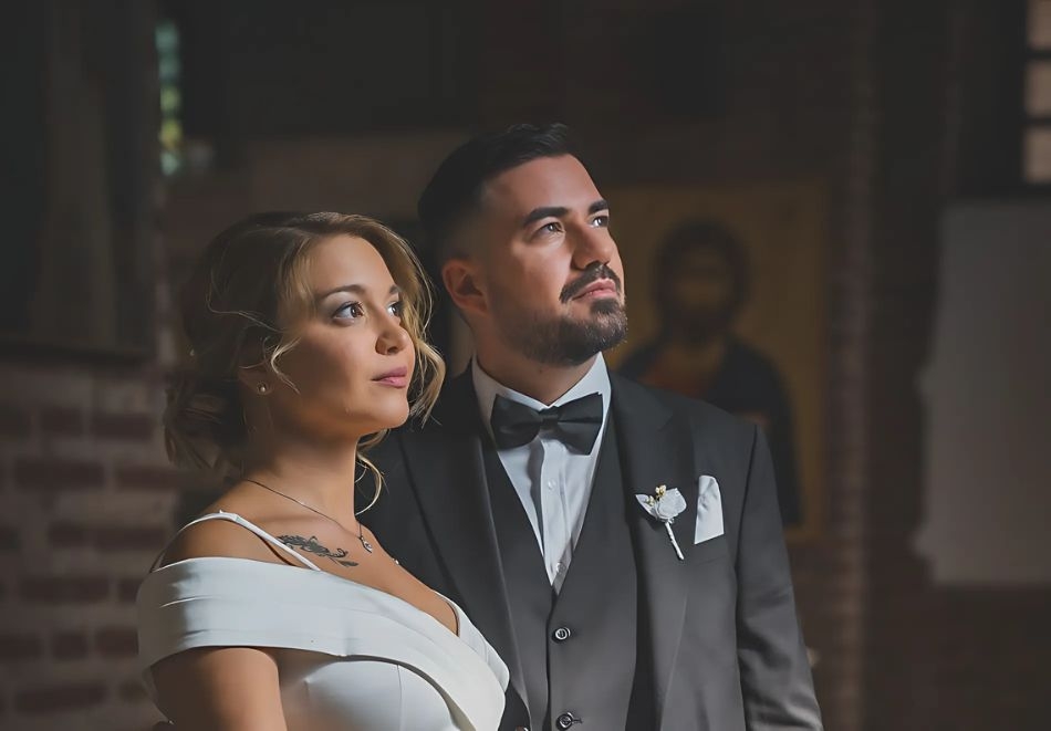 Професионално заснемане на цяла сватба до 8 часа и локация по избор ...