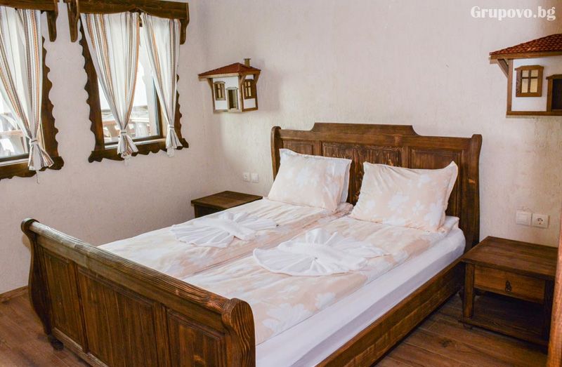 Комплекс Старите къщи, с. Медово оферти и цени | Grupovo.bg