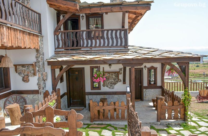 Комплекс Старите къщи, с. Медово оферти и цени | Grupovo.bg