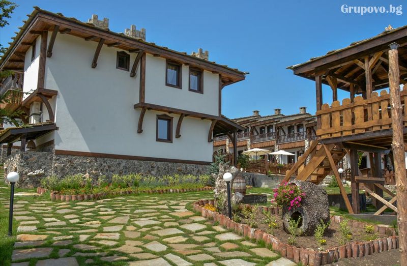 Комплекс Старите къщи, с. Медово оферти и цени | Grupovo.bg