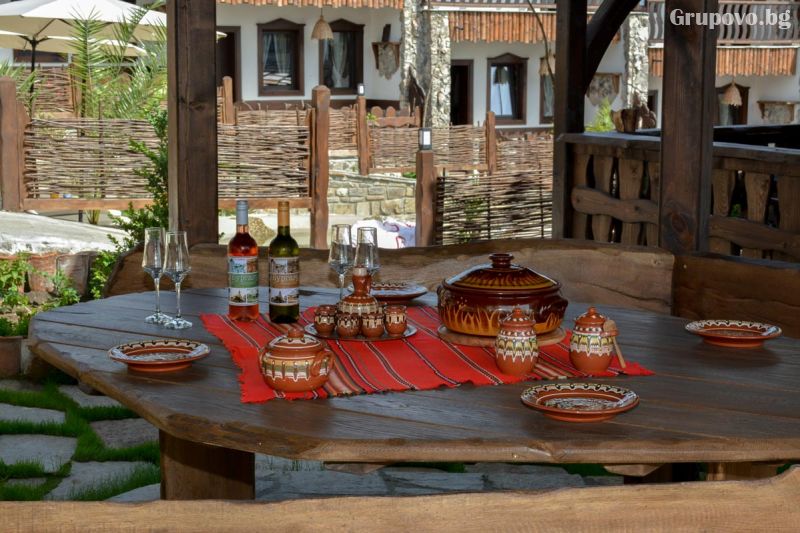 Комплекс Старите къщи, с. Медово оферти и цени | Grupovo.bg